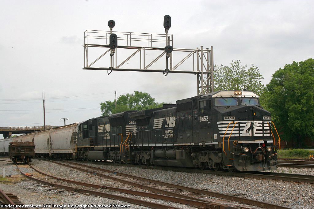 NS 8453 pulling the southbound Georgia Division train G36 to Rome GA from Chattanooga TN with an ...